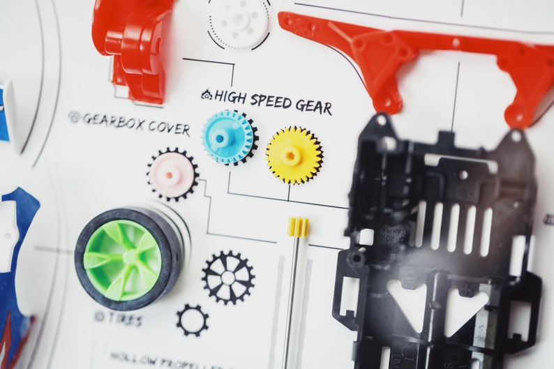 Disassembled Mini 4WD Frame Art, Mini 4WD Teardown, Japanese Manga ...