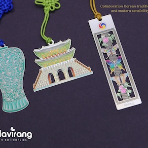 24K Gold Plated Korean Landmark Bookmarks (set of 2) - Etsy