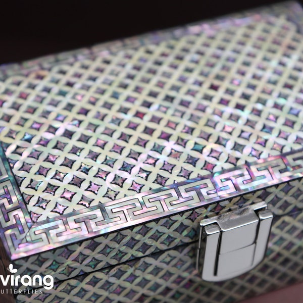 Traditional Jewelry Box - Etsy