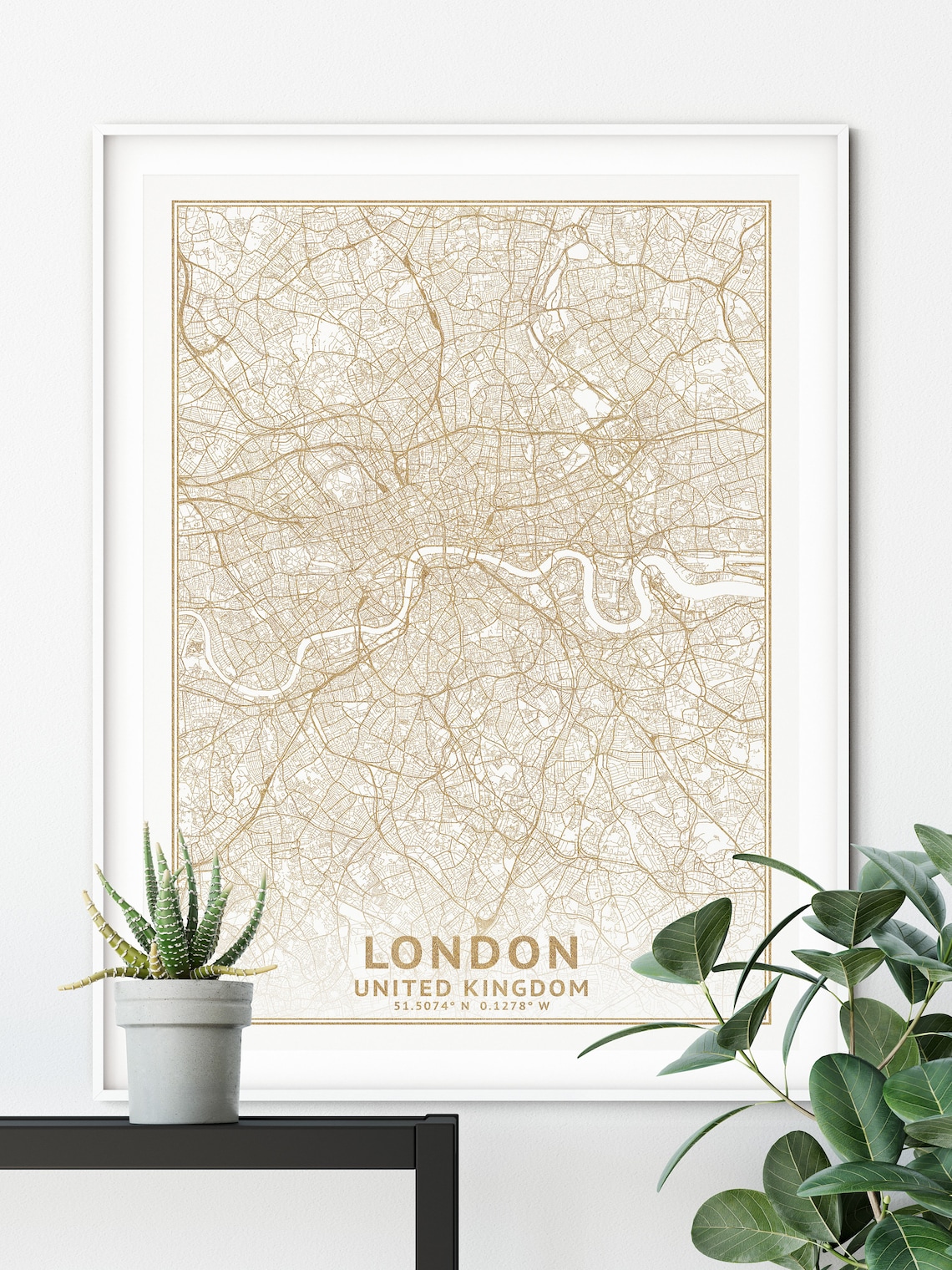 London United Kingdom Map, High Resolution Real Gold Leaf Texture ...