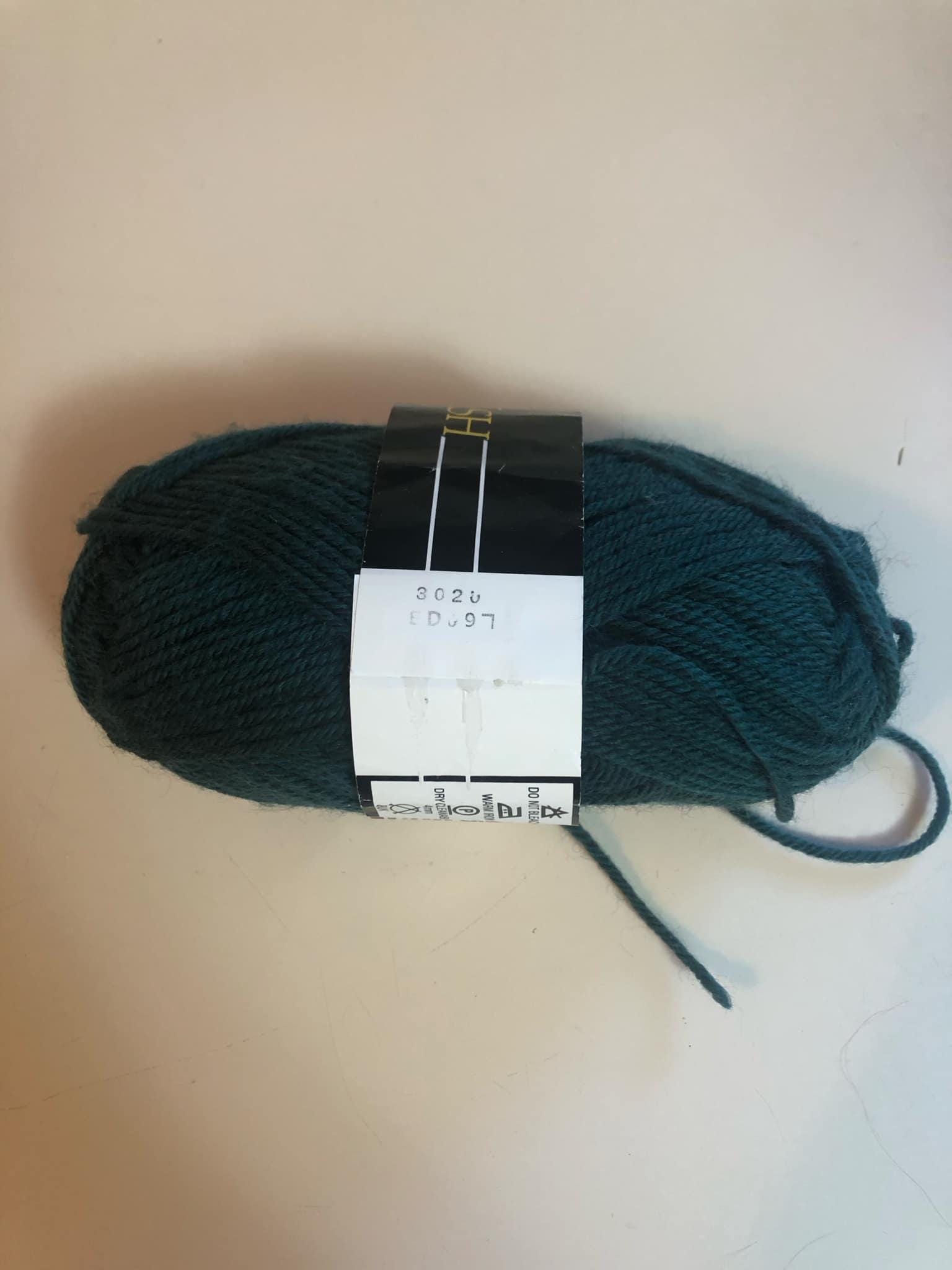 Emu Superwash Double Knit Yarn in Dark Green - Etsy