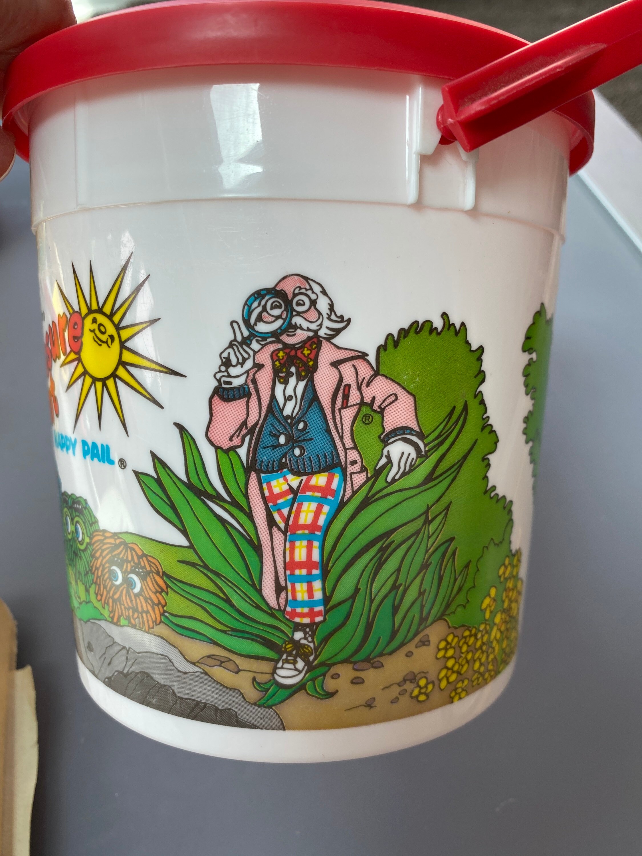 Vintage 1986 Mcdonald’s Happy Pail With Rake , Shovel, Sifter Lid ...
