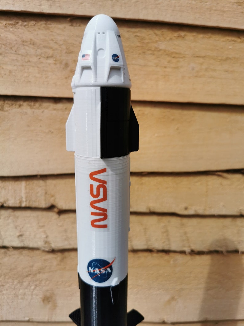 SpaceX Falcon 9 Crew Dragon Capsule 1:76 84cm/33inch tall | Etsy