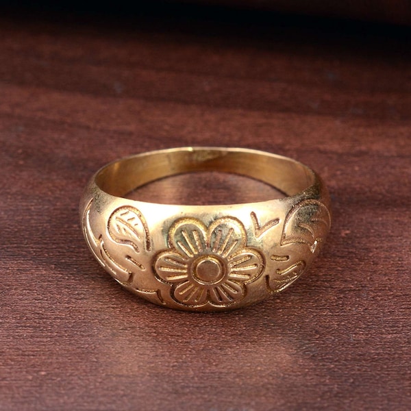 Flower Ring - Etsy
