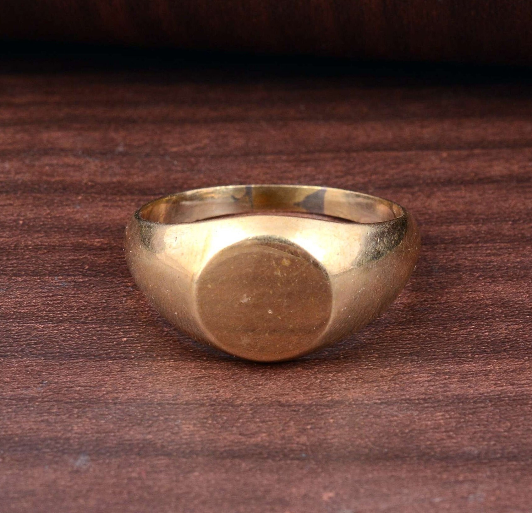 Gold Signet Ring, Engraved Round Signet Ring, Dainty Ring, Personalized ...