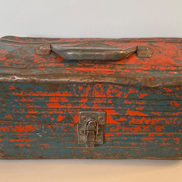Vintage Tackle Box - Etsy