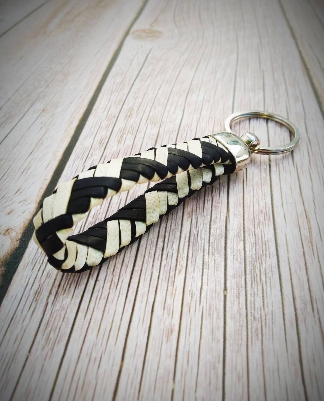 Leather Key Holder, Braided Leather Keychain, Genuine Keyholder ...