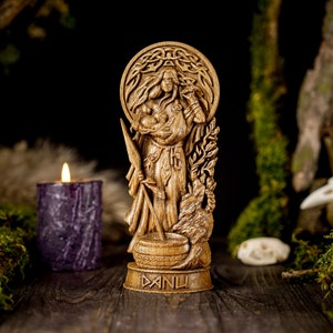 Danu Wooden Statue, Irish Mythology , Irish Goddess Statue, Danu ...