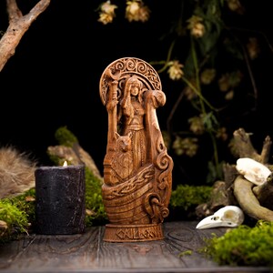 Cailleach Celtic Statue, Cailleach Irish Goddess, Cailleach Goddess ...