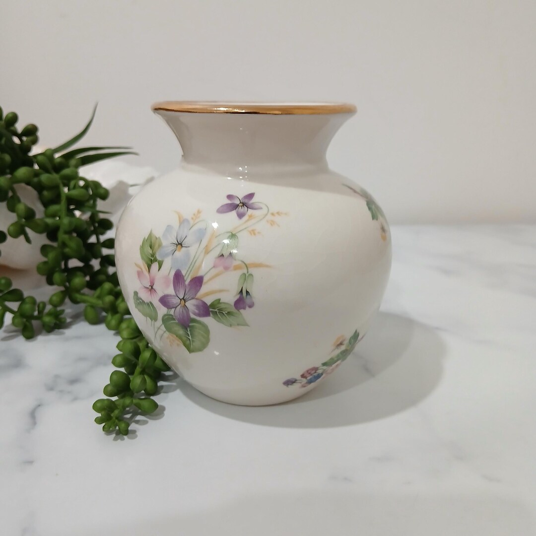 Robert Gordon Vase: Retro Floral Ceramic Vase - Etsy Australia