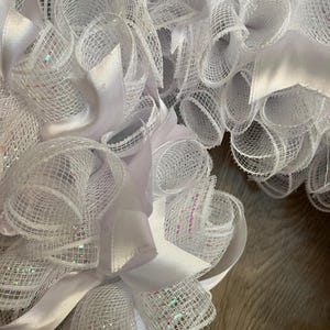 White Love Infinity Wreath - Etsy