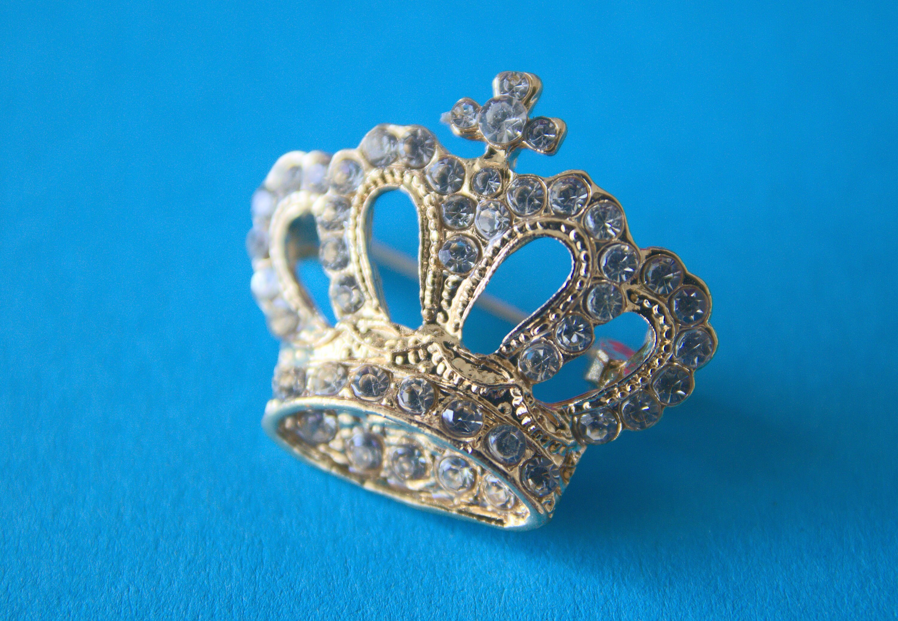 Royalty Pin Krone Pin Royal Crown - Etsy UK