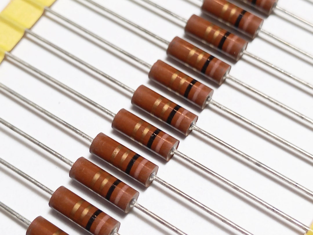 Vintage Carbon Composition Resistors 1.0 Ohms 1/2W 5% Through Hole RC1 ...