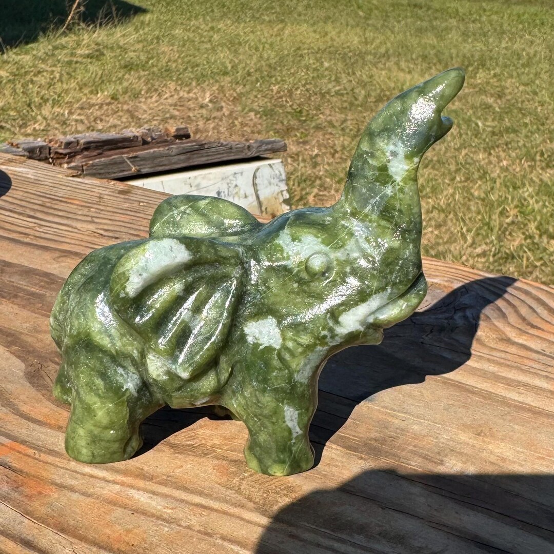 Nephrite Jade Elephant - Symbol of Luck & Longevity, Heart Chakra ...