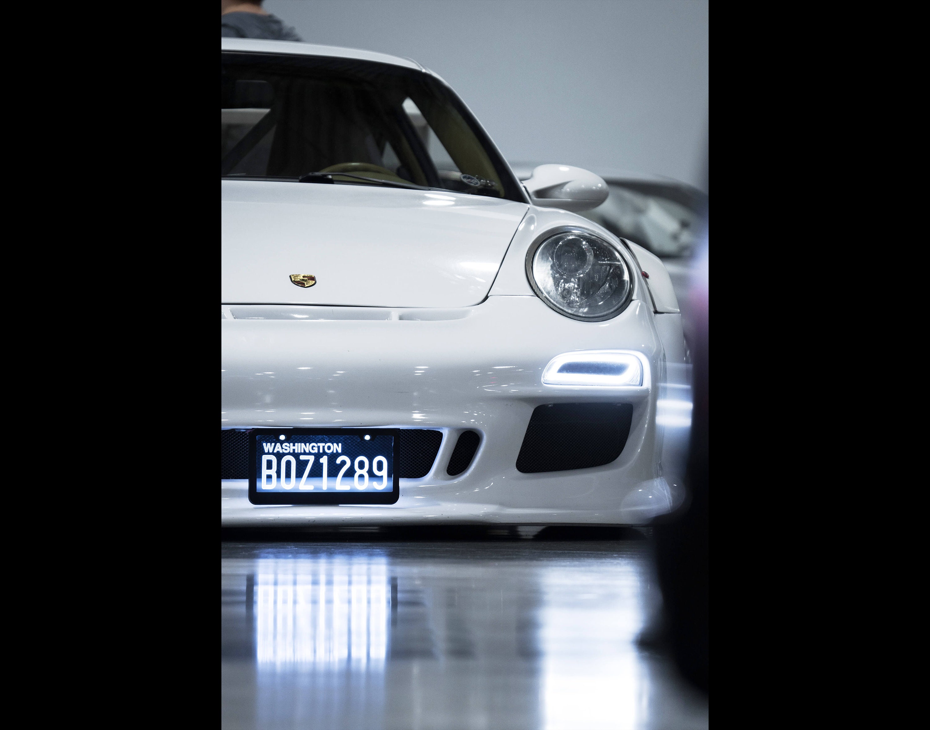 FILLED / DESIGN - Illum-industries Custom Light up LED License Plate ...