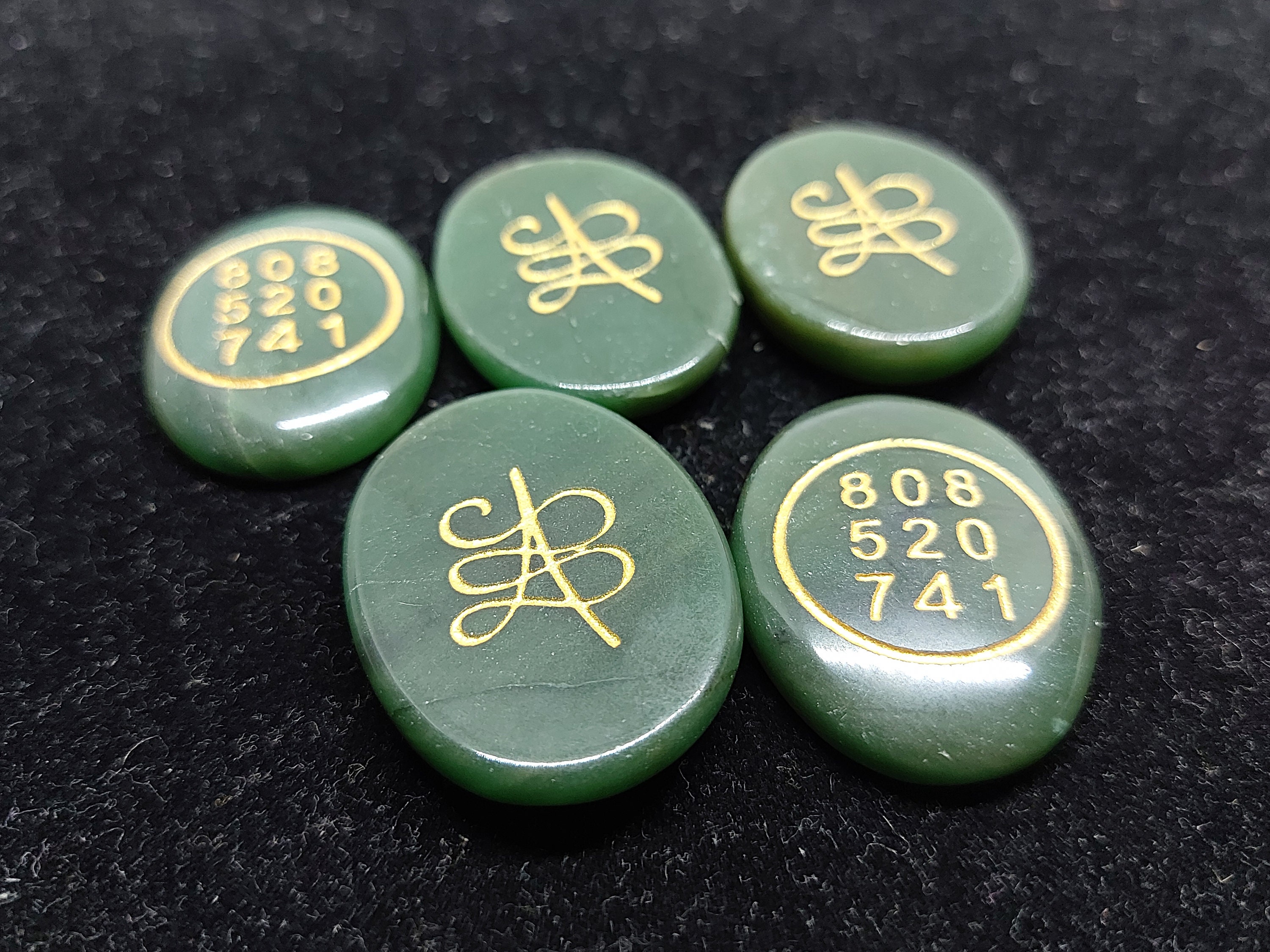 Green Jade Crystal Stone Oval Shape Zibu Symbol Wealth Talisman to ...