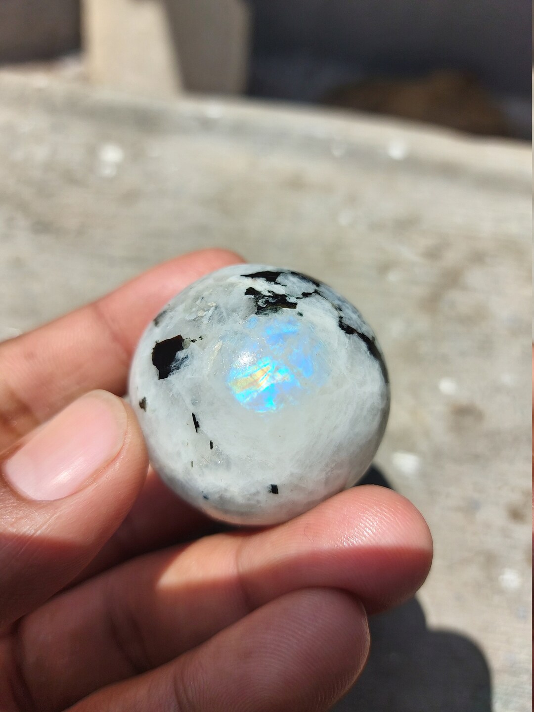 Rainbow Moonstone Healing Crystal Balls , Rainbow Moonstone Balls ...