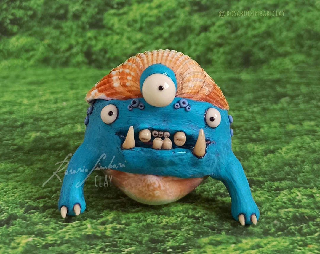Clam Sea Shell Weird Creepy Cute Fantasy Creature Figurine. Original ...