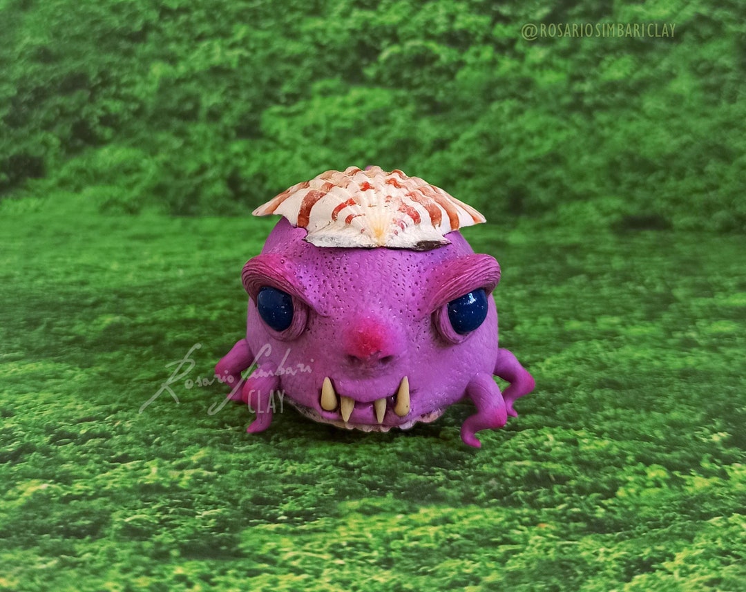 Scallop Clam Sea Shell Weird Creepy Cute Fantasy Creature Figurine ...