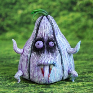 Custom Vampire Garlic Weird Creepy Cute Figurine. Shelf Decor Original ...