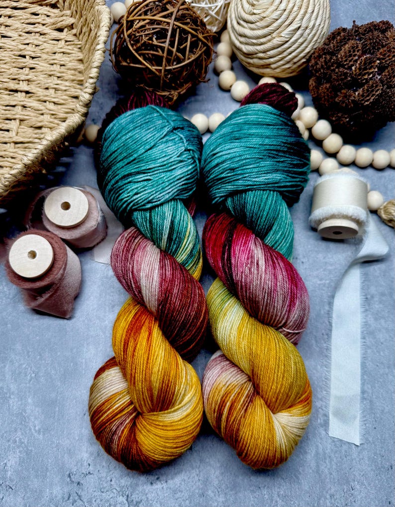 English Cottage - MCN Merino/cashmere/nylon, Autumn Yarn, Hand Dyed ...