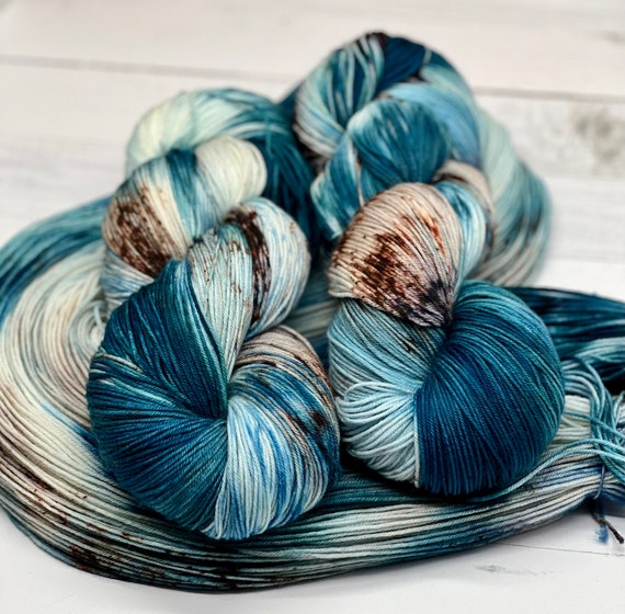 Cape Town Blue/green Yarn Ocean Colors Hand Dyed 75/25 - Etsy