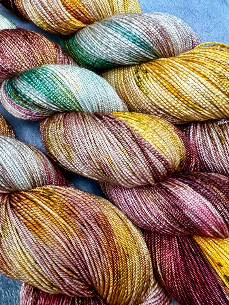 English Cottage MCS Merino/cashmere/silk Autumn Yarn Hand - Etsy
