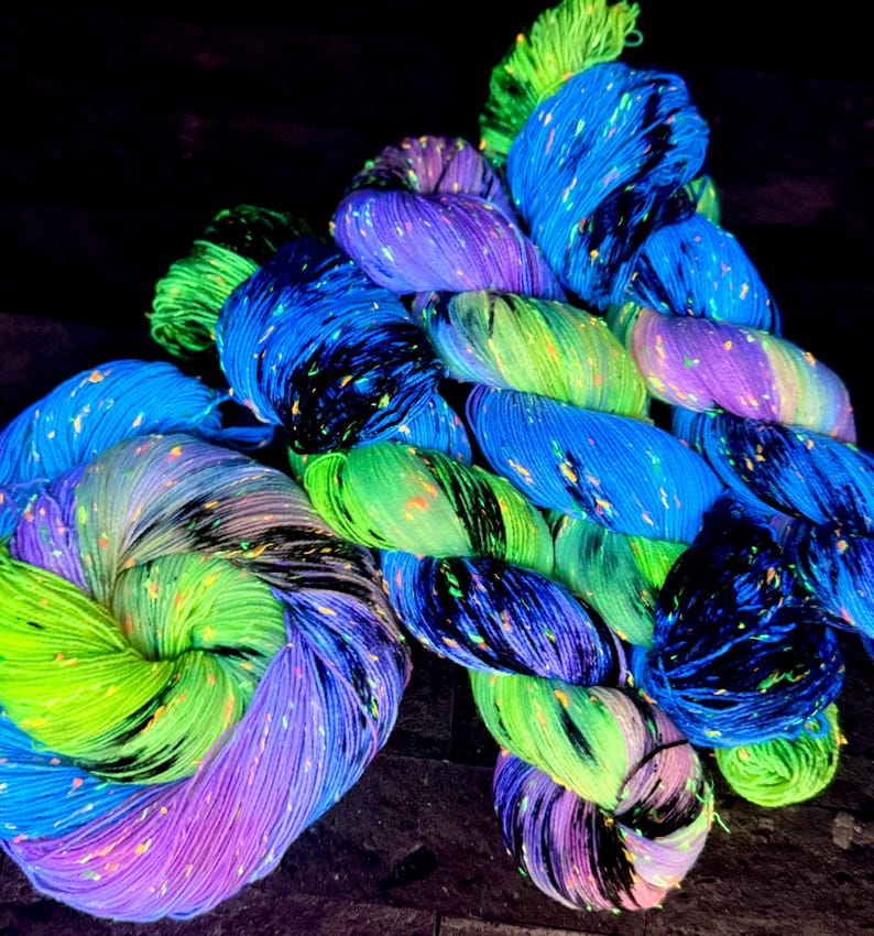 Carnival Row - Indie Dyer, Hand Dyed, Fingering Sock Yarn, Hand Painted ...