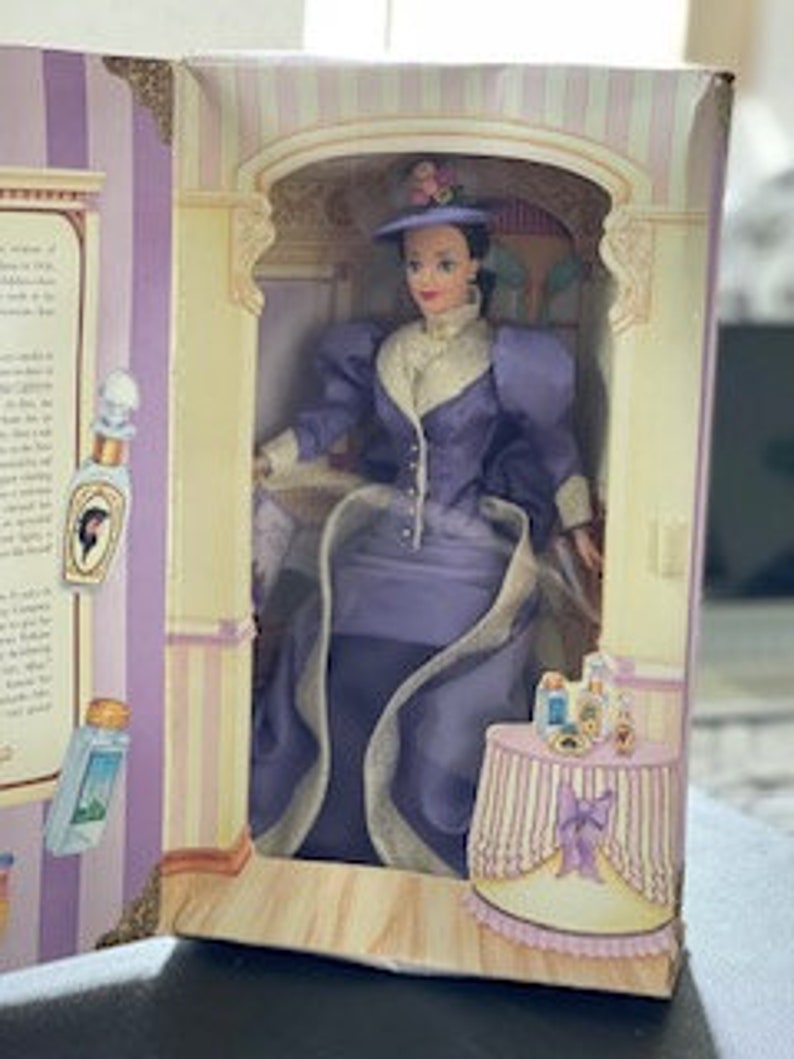 Barbie as Mrs. PFE Albee - 1997 - an AVON Exclusive - Etsy