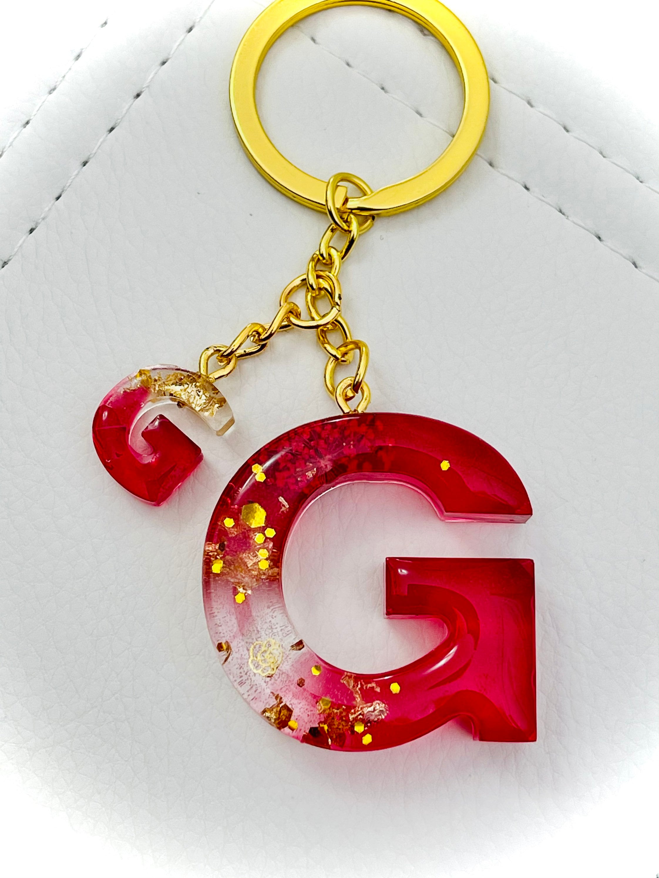 Beautiful custom keychain-resin | Etsy