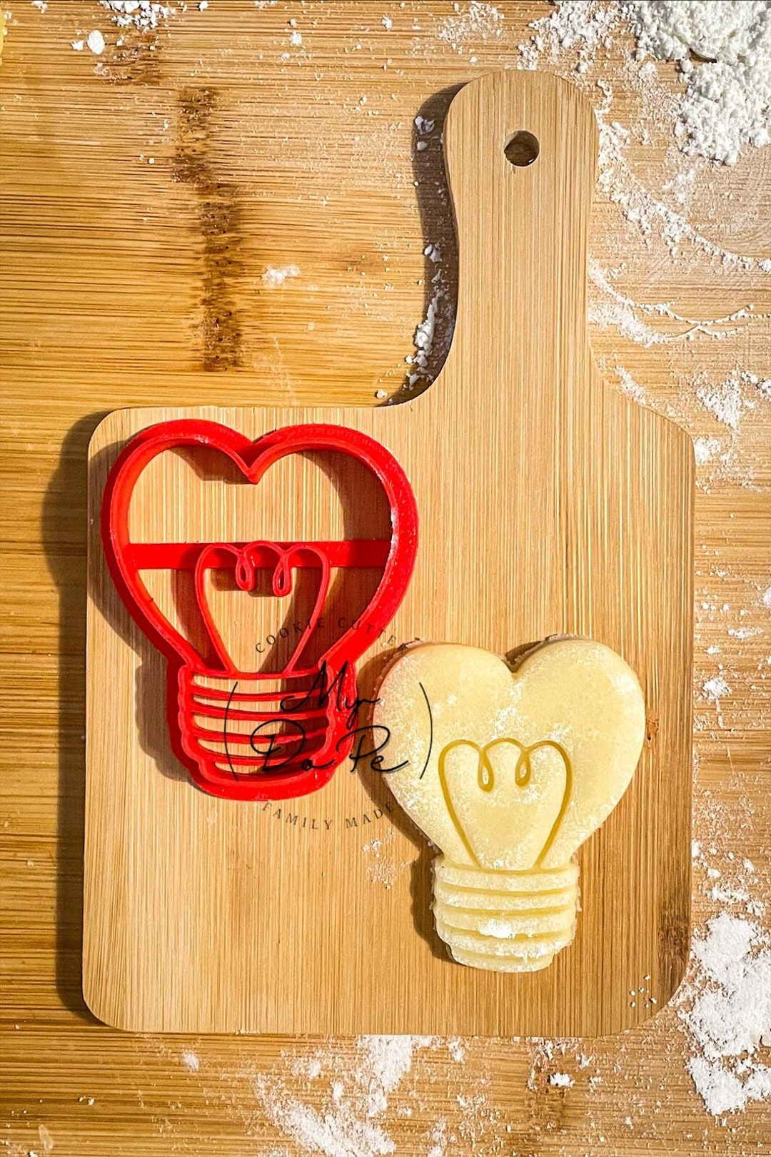 Love Bulb Cookie Cutter | St Valentin Cookie Cutter | Mydope Cookie ...