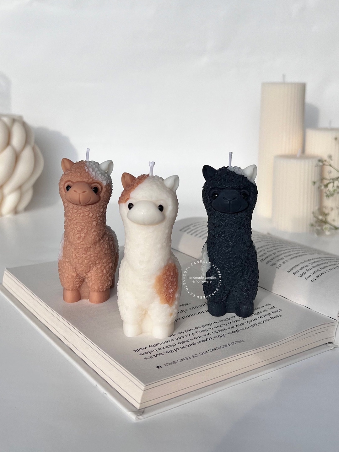 Alpaca Candle Jolie | Lama Candle | Alpaca Candle Spotted | Spotted ...