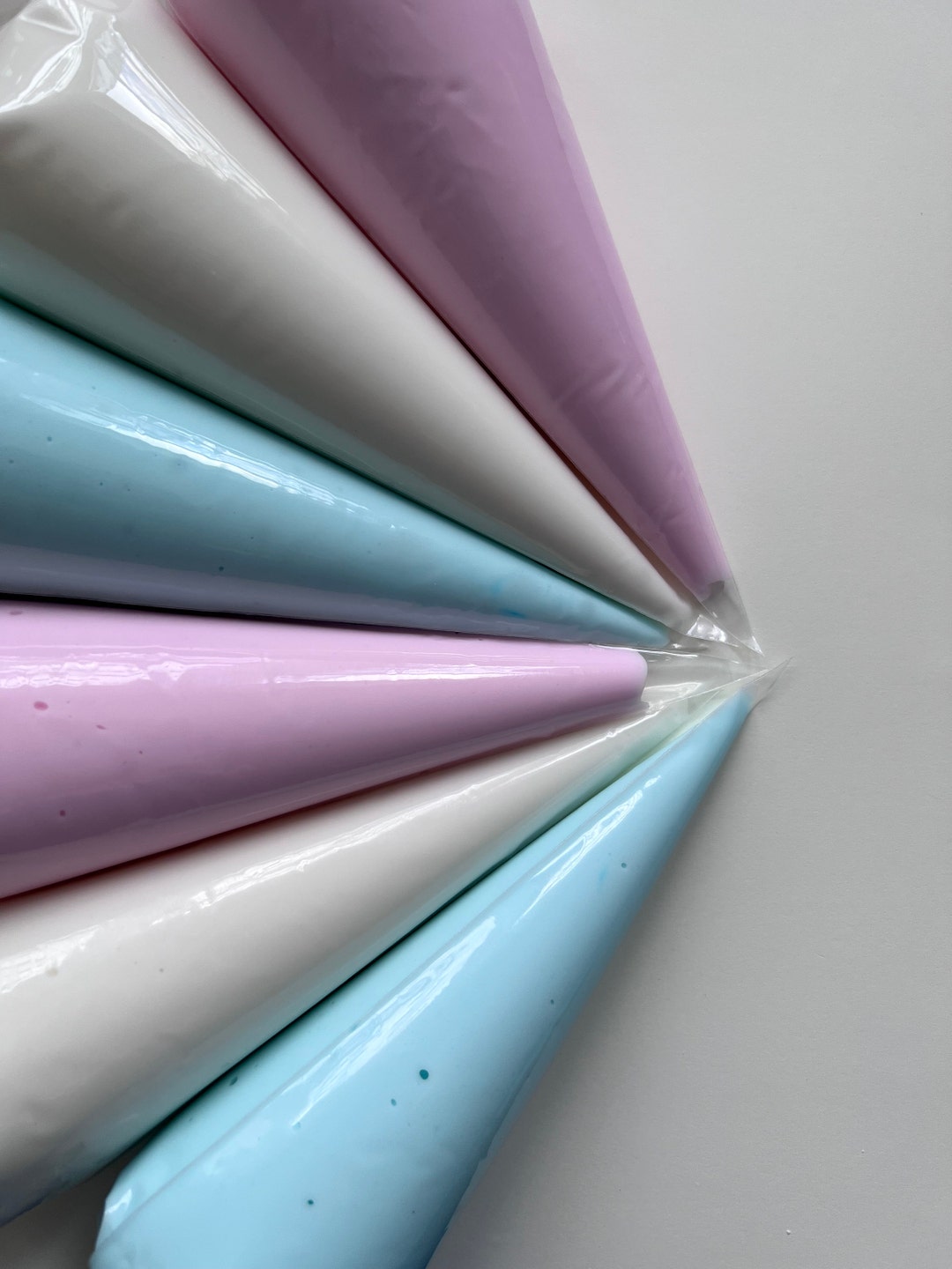 Royal Icing - Baby Blue, Pink, And/or White - 1 Cup (8 Oz) Bags - Etsy