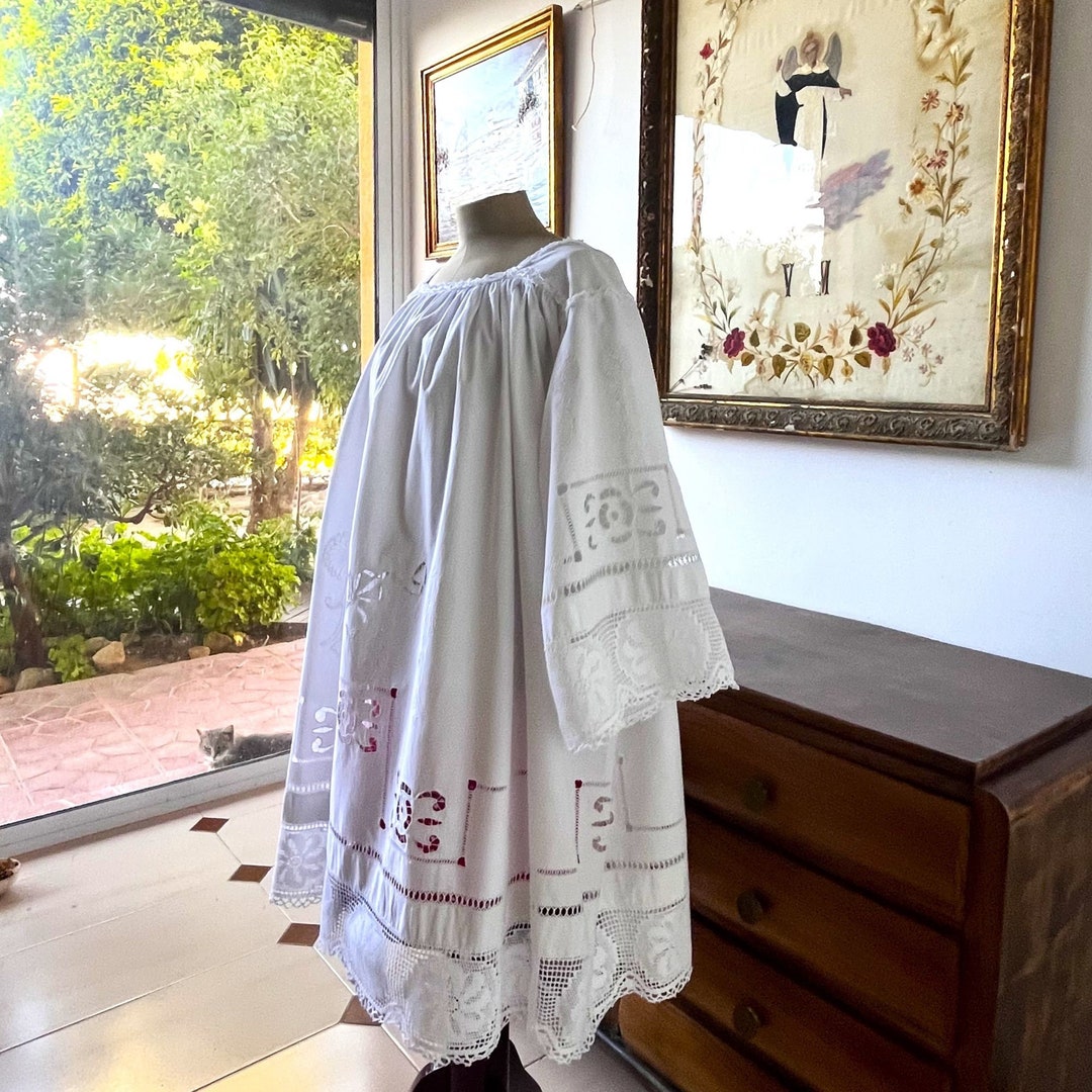 Antique Embroidery Priest Alb, White Cotton Church Vestments, Antique ...