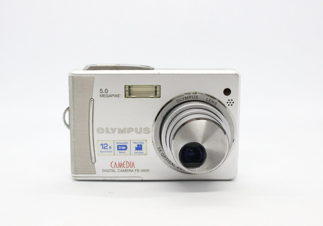 Y2K Digital Camera Olympus Camedia FE-5500 / D-630 ZOOM/ 2000s Digital ...