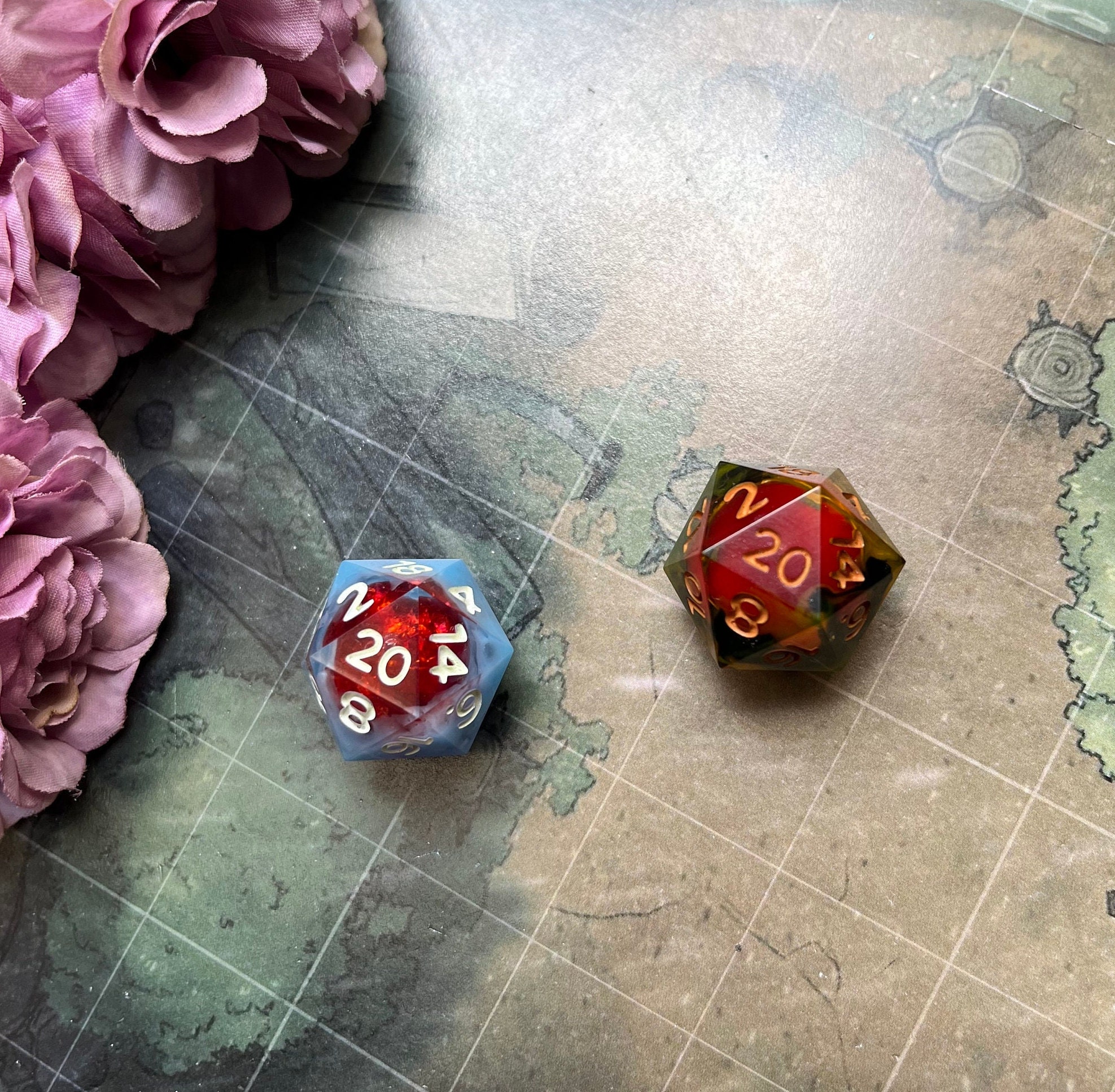 My Hero Academia Shoto & Hawks - D20 Liquid Core Resin Dice - Etsy