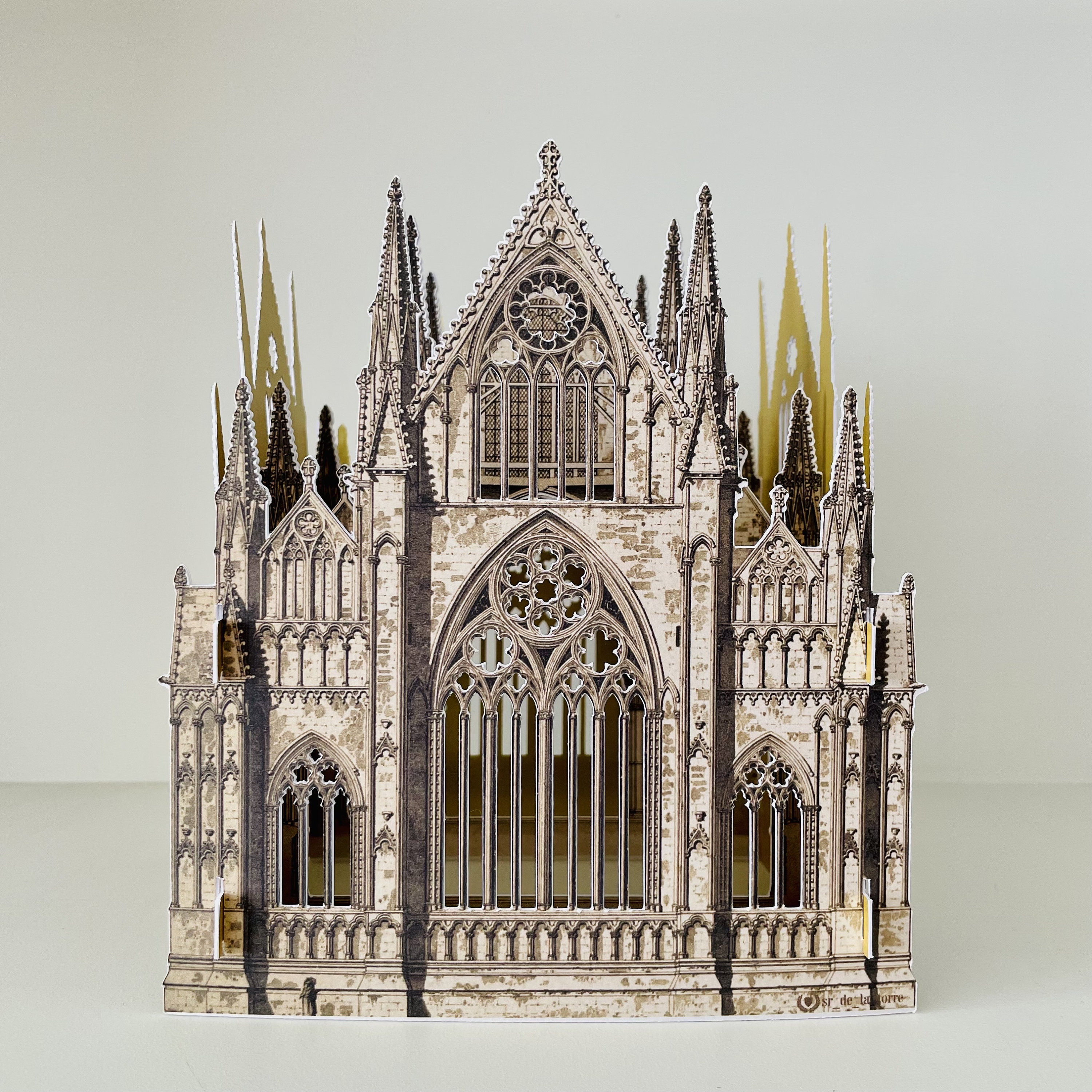 Lincoln Cathedral Paper Lantern Model: British Architecture Home Decor ...