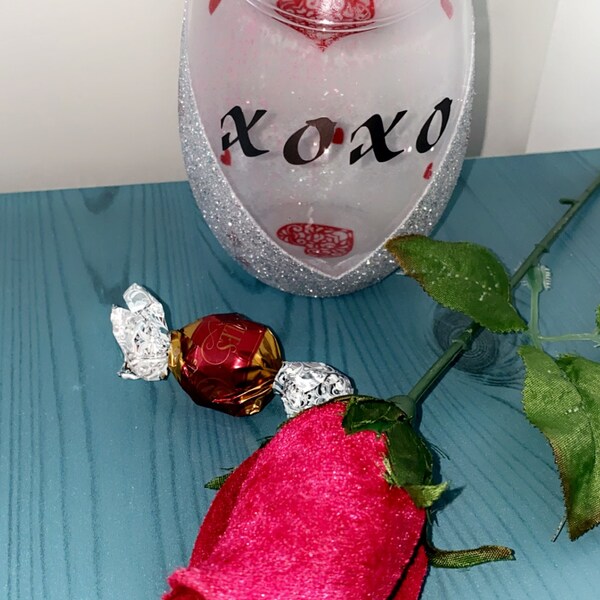 Peek a Boo Wine Glasses - Etsy