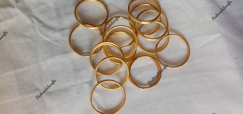 10 Pieces Packet Metal Ring Crafting Material Jewellery Making Keychain ...