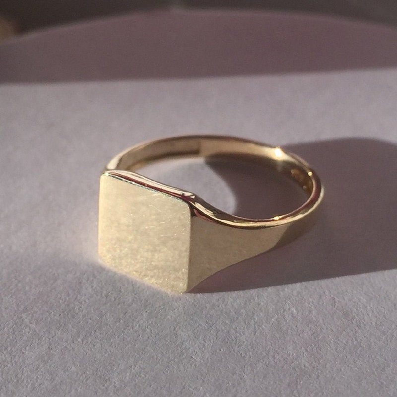 Signet Gold Ring - Etsy