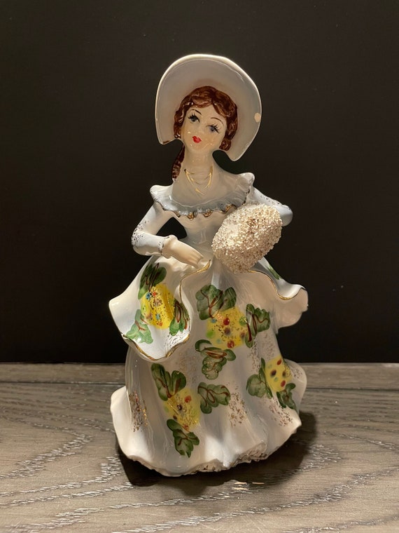 Vintage Lipper & Mann Lady Statue - Etsy