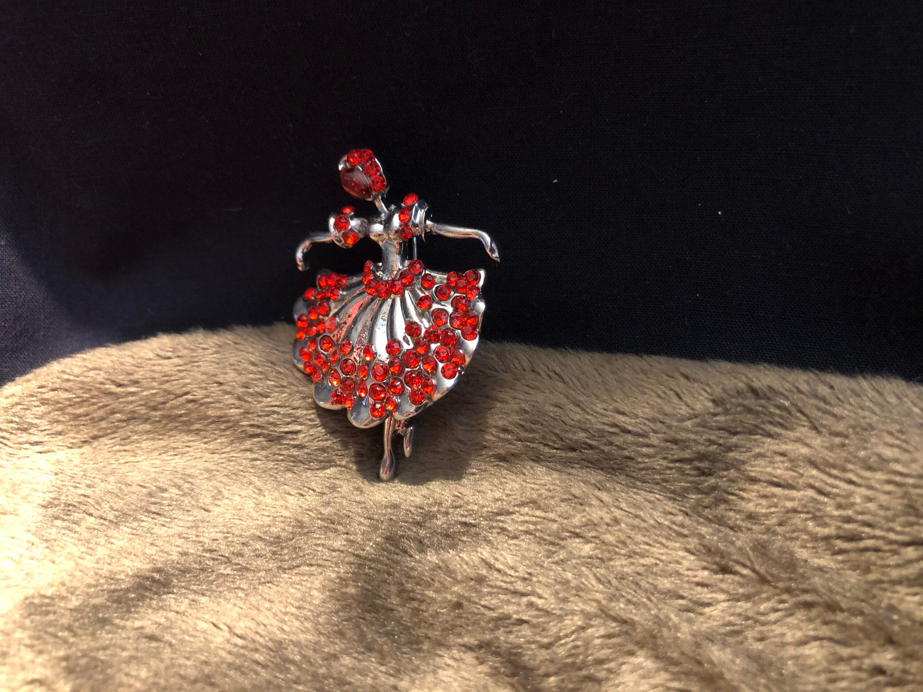 Vintage Dancing Girl Brooch - Etsy