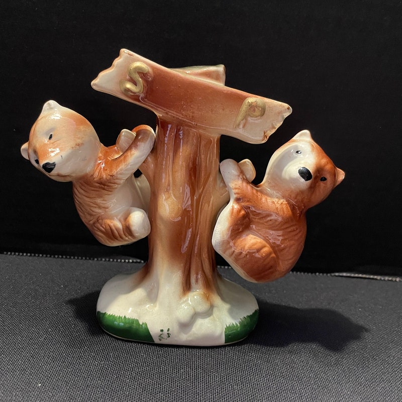 Bear on Tree Shakers - Etsy