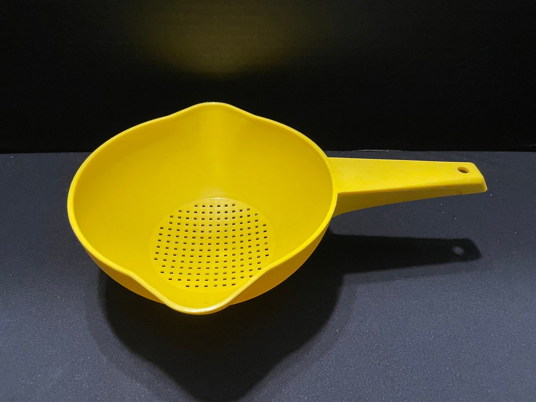Vintage Tupperware Strainer With Handle - Etsy