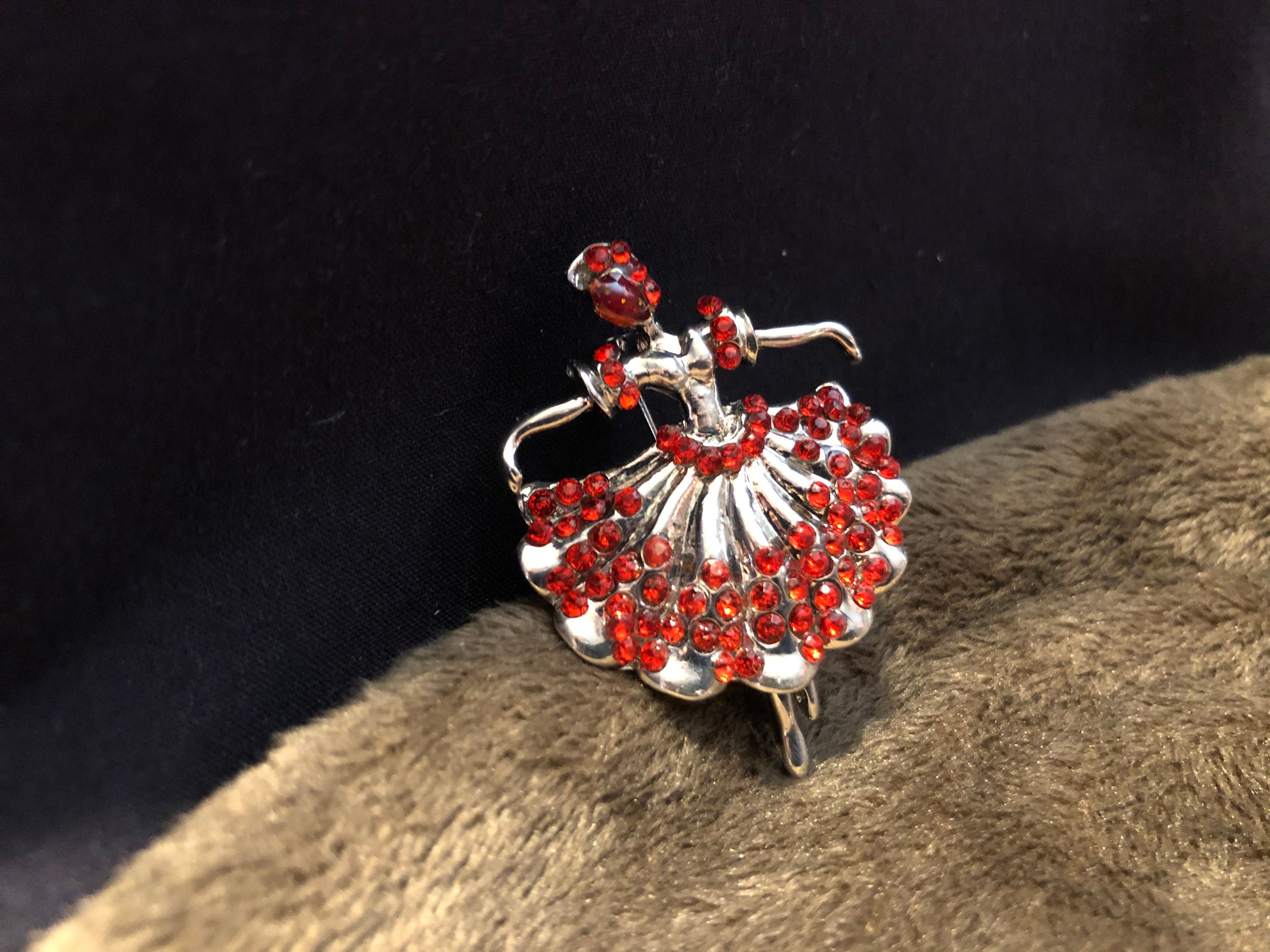 Vintage Dancing Girl Brooch - Etsy