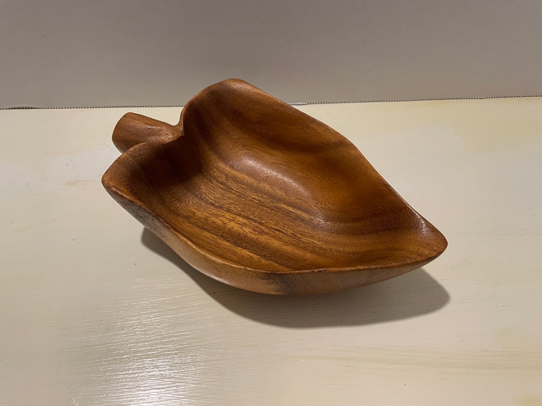 Vintage Monkey Pod Leaf Bowl - Etsy