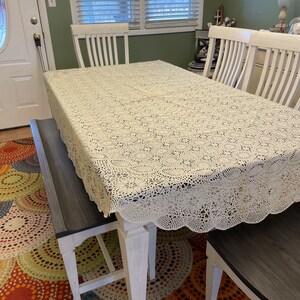 Vintage Vinyl "crocheted" Pattern Tablecloth - Etsy