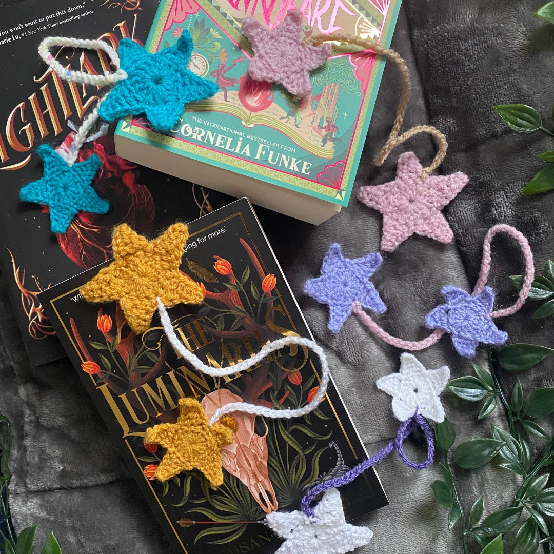 Crochet Star Bookmarks | Handmade by Capricorn Craft Studios - Etsy