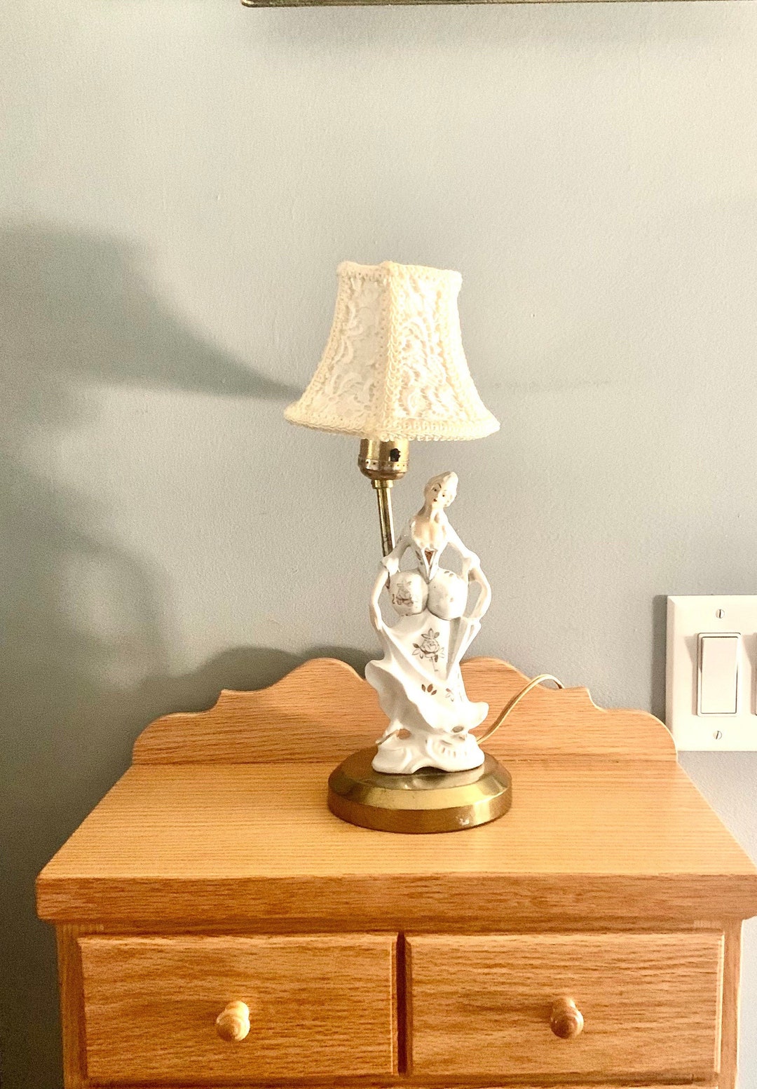 Leviton Lamp Porcelain Figural Boudoir Lace Lamp Shade Victorian Shabby ...