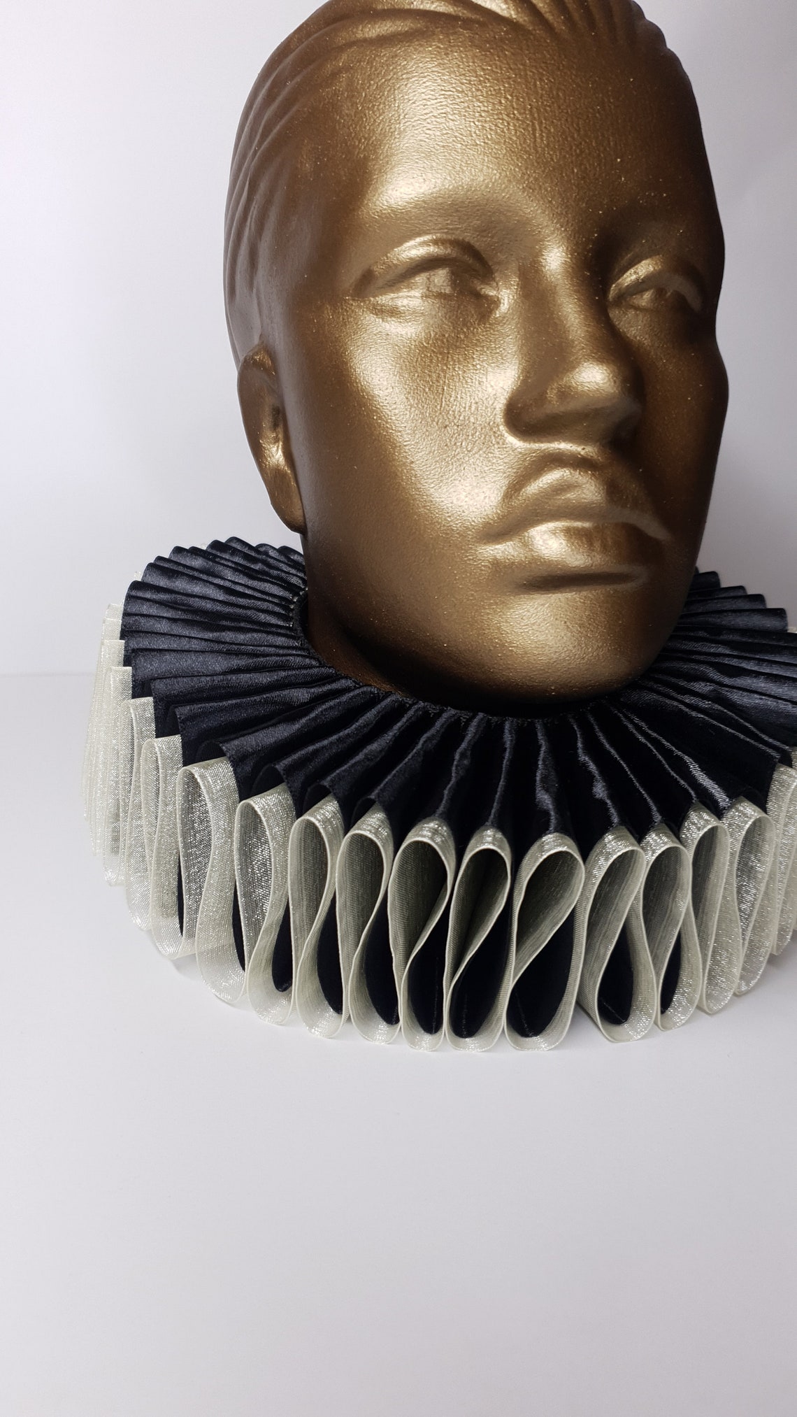 Elizabethan Ruff and Cuffs - Black Collar - Costume Accessories ...